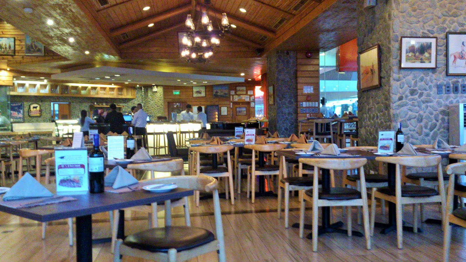 Hari Ng Larga: Highlands Prime Steakhouse - Mall Of Asia, Philippines