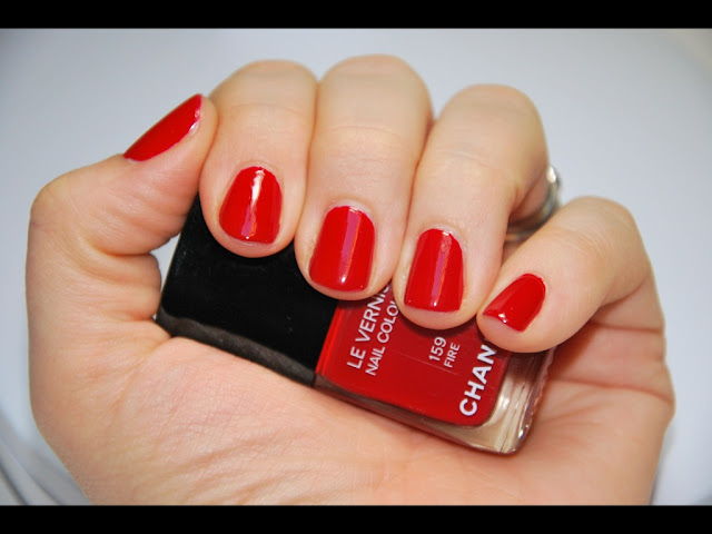 Schöne Nagellacke: Chanel Fire 159