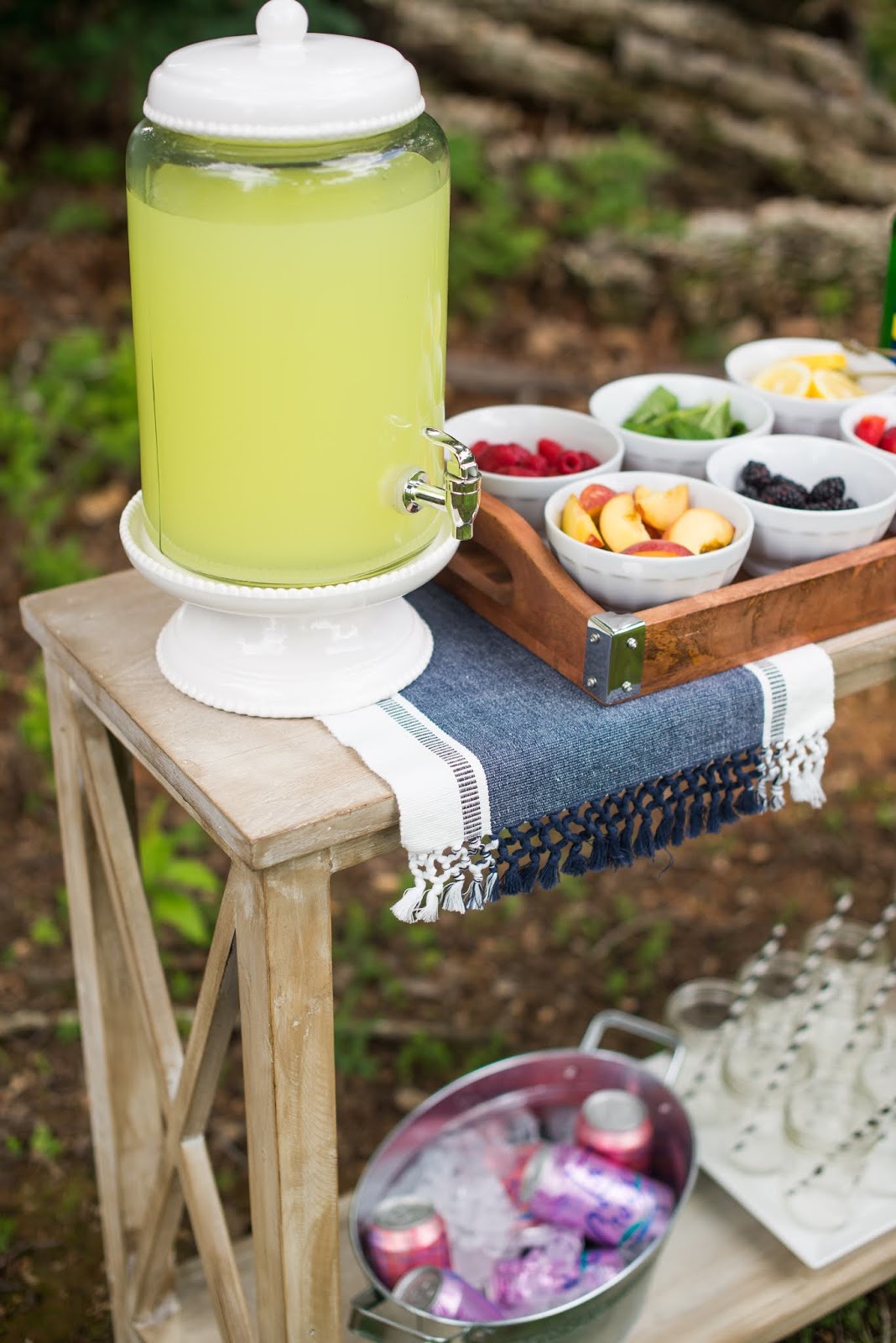 Domestic Fashionista: Summer Entertaining Tips | Build Your Own ...