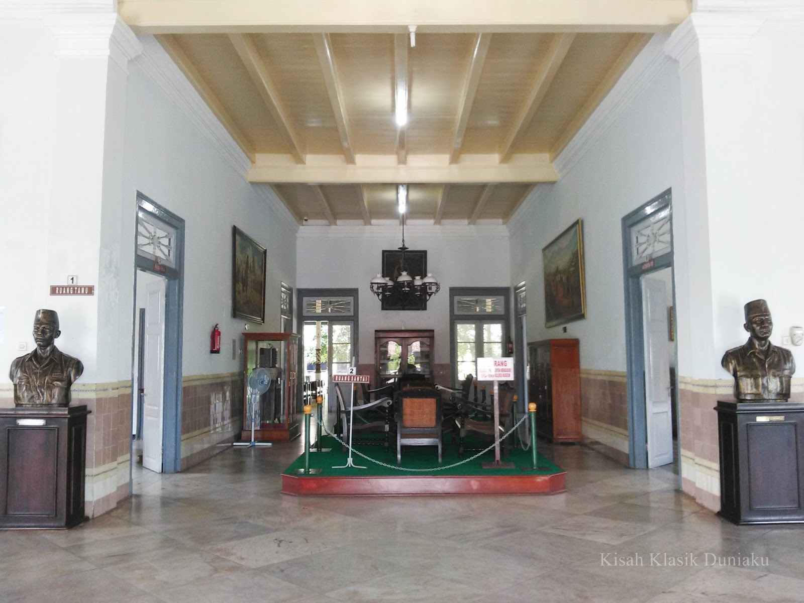 Kisah Klasik Duniaku: Melihat Perjuangan Jenderal Sudirman Lebih Dekat ...