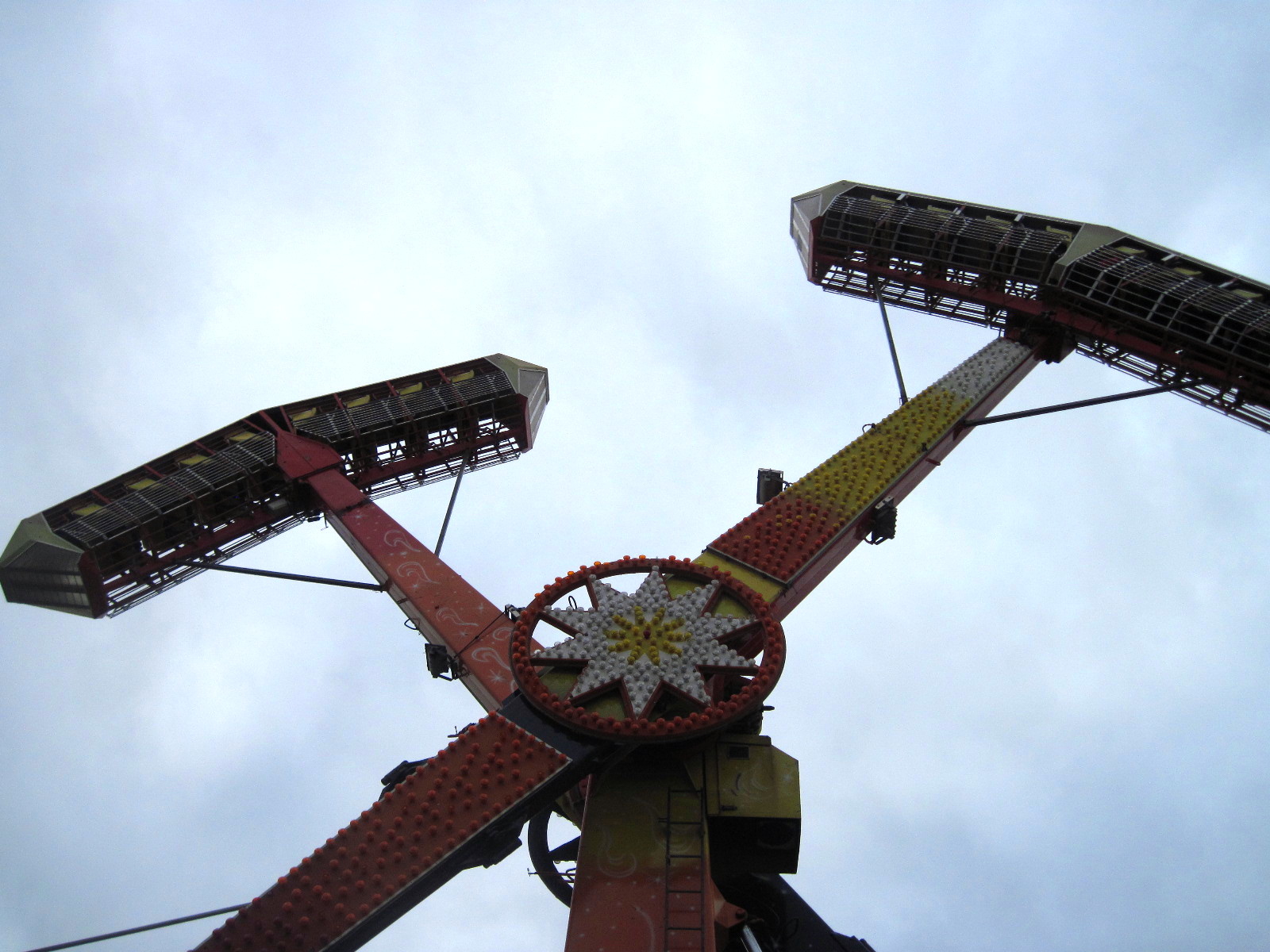 Victoria Phantasmagoria: Tornado, Sizzler, Kamikaze, Viper