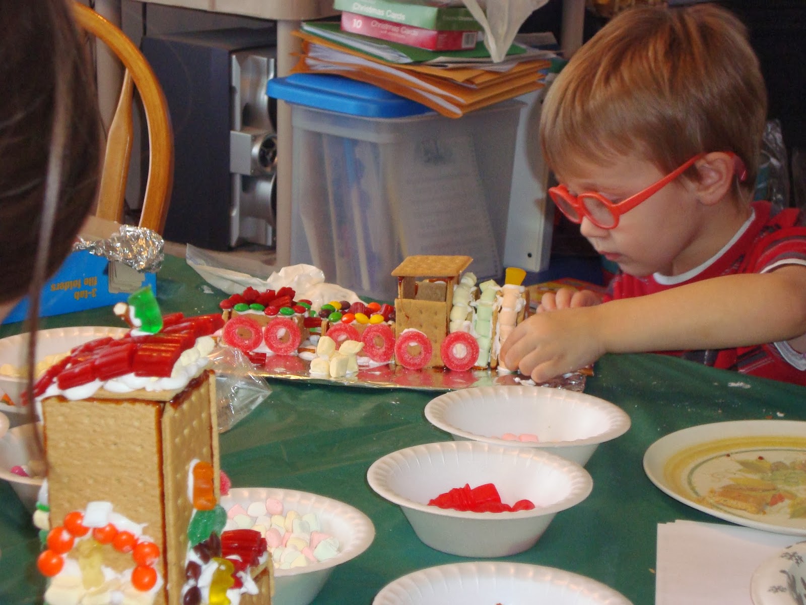 Wiggle, Poke, Giggle, Zoom: Graham Cracker House, Train, Castle, and ...