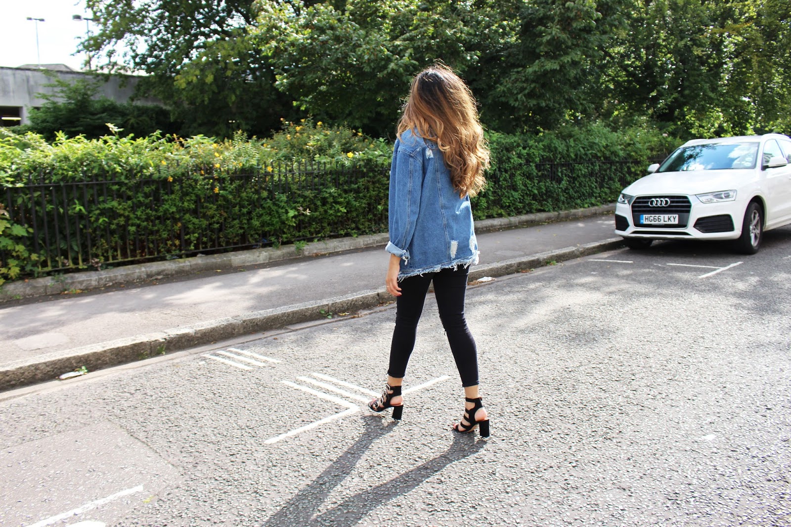 50 SHADES OF RED | OOTD & LOOKBOOK | Kits Beauty Edit