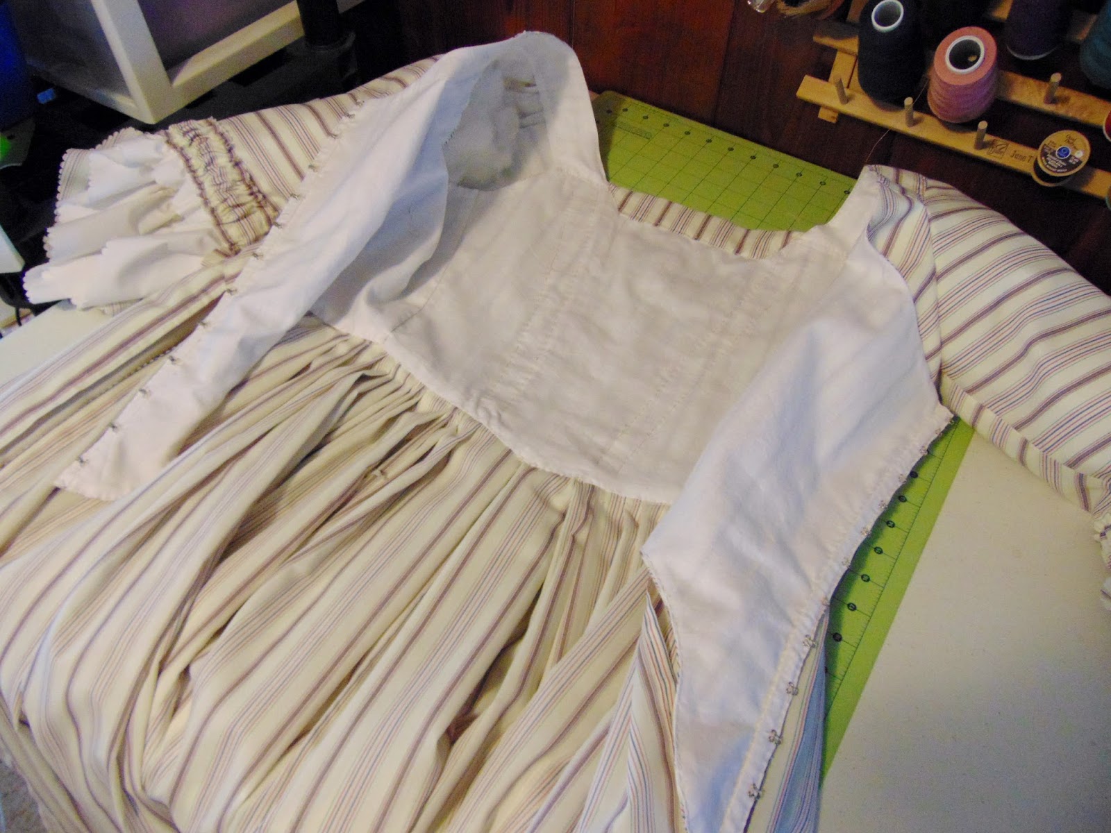 The Antique Sewist: 1770s "ribbon candy" Anglaise - Larkin & Smith ...