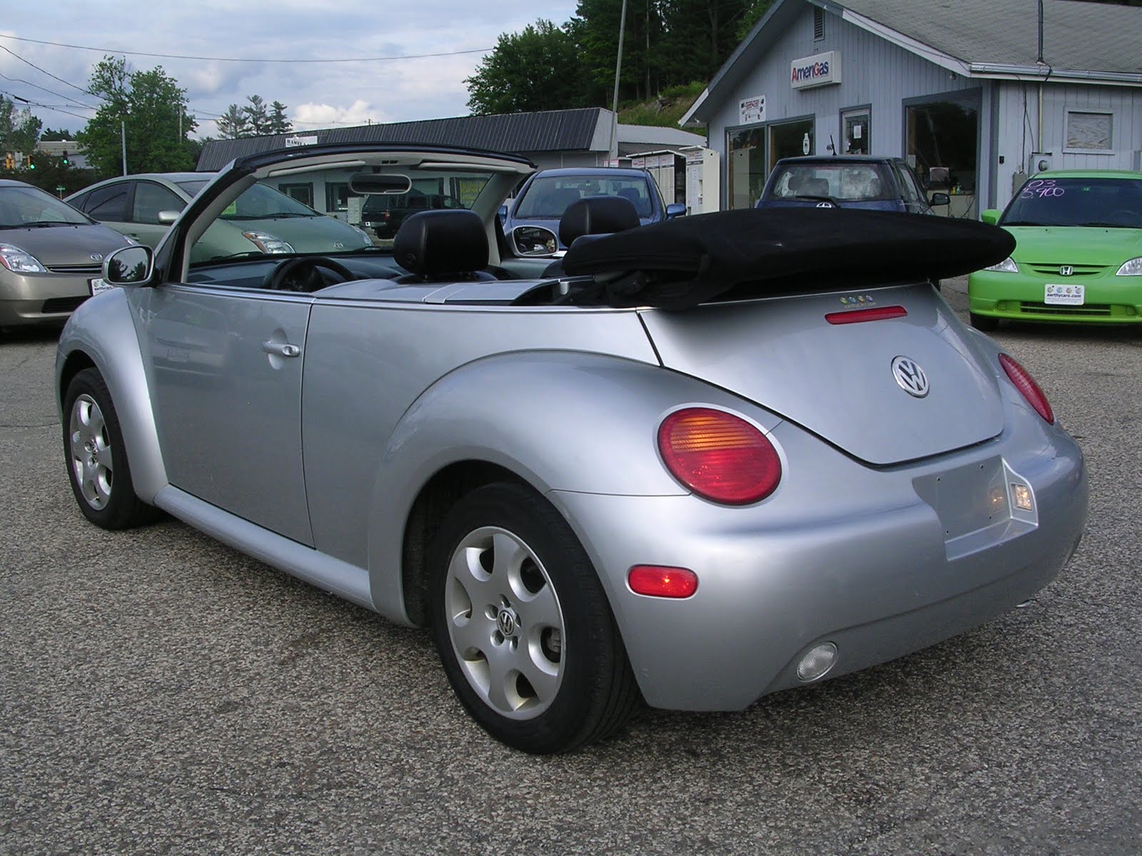 Earthy Cars Blog: EARTHY CAR OF THE WEEK: 2003 VW New Beetle Convertible