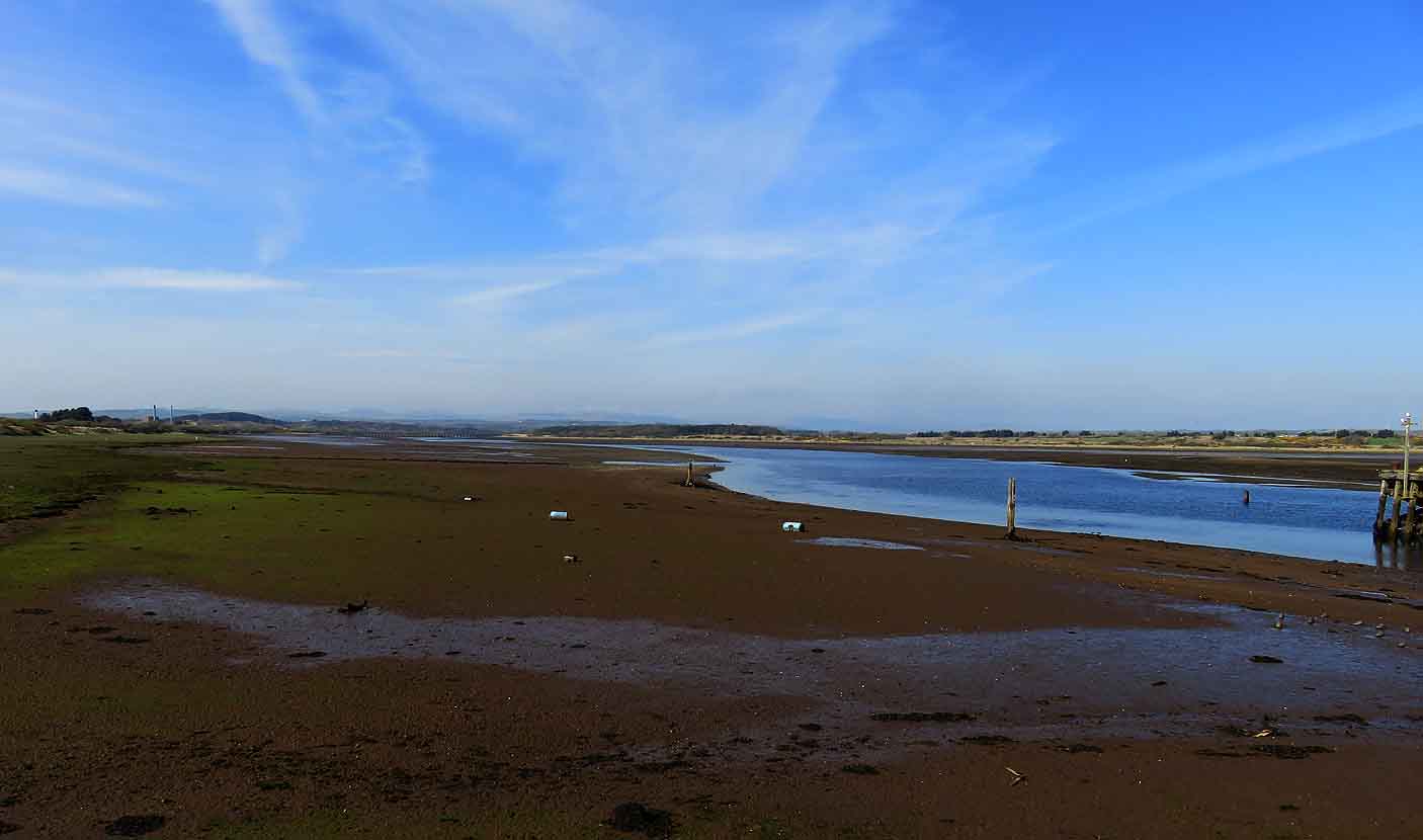 Alex and Bob`s Blue Sky Scotland: Ardeer Beach. Stevenston. River ...
