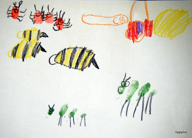 Tippytoe Crafts: Fingerprint Bugs