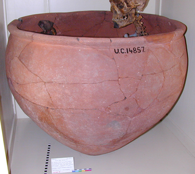 Imagenes de Egipto: pot burial 59