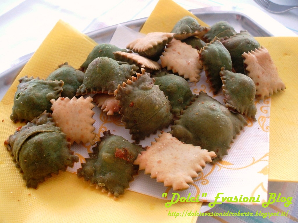 Raviolini o Tortelli Fritti dell’Appennino Tosco-Romagnolo Bicolori ...