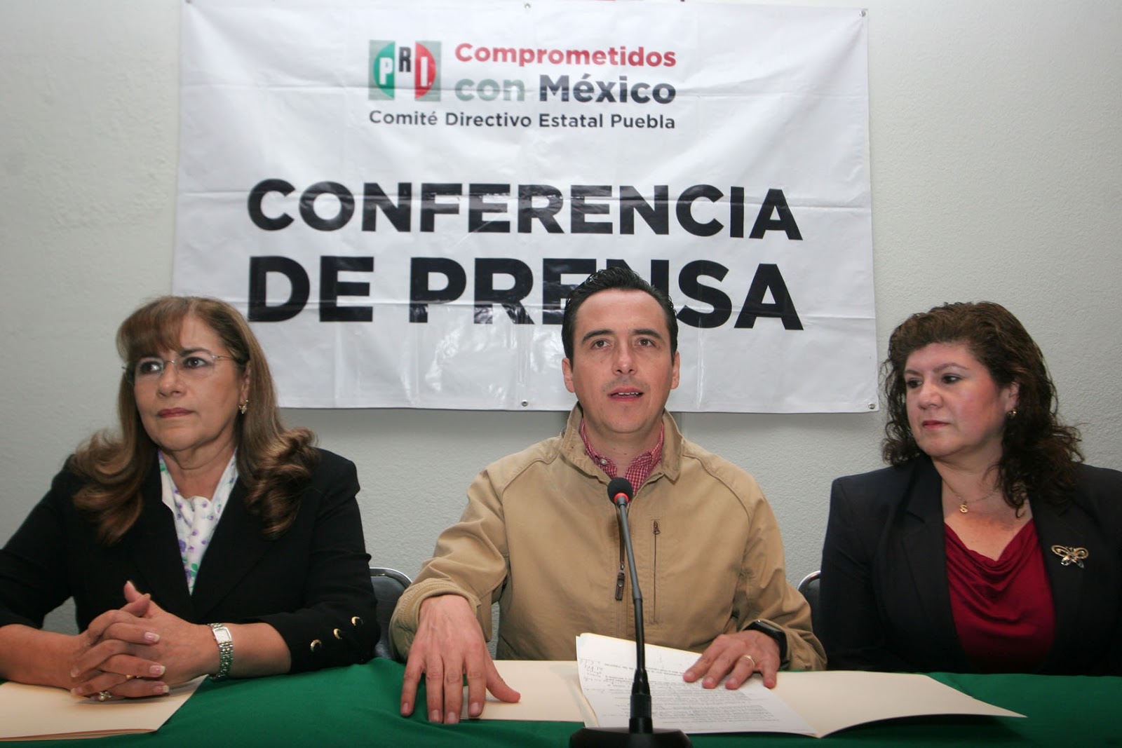 Valkiriaonline: NOMBRA EL CEN A SILVIA ELENA DEL VALLE, SECRETARIA ...