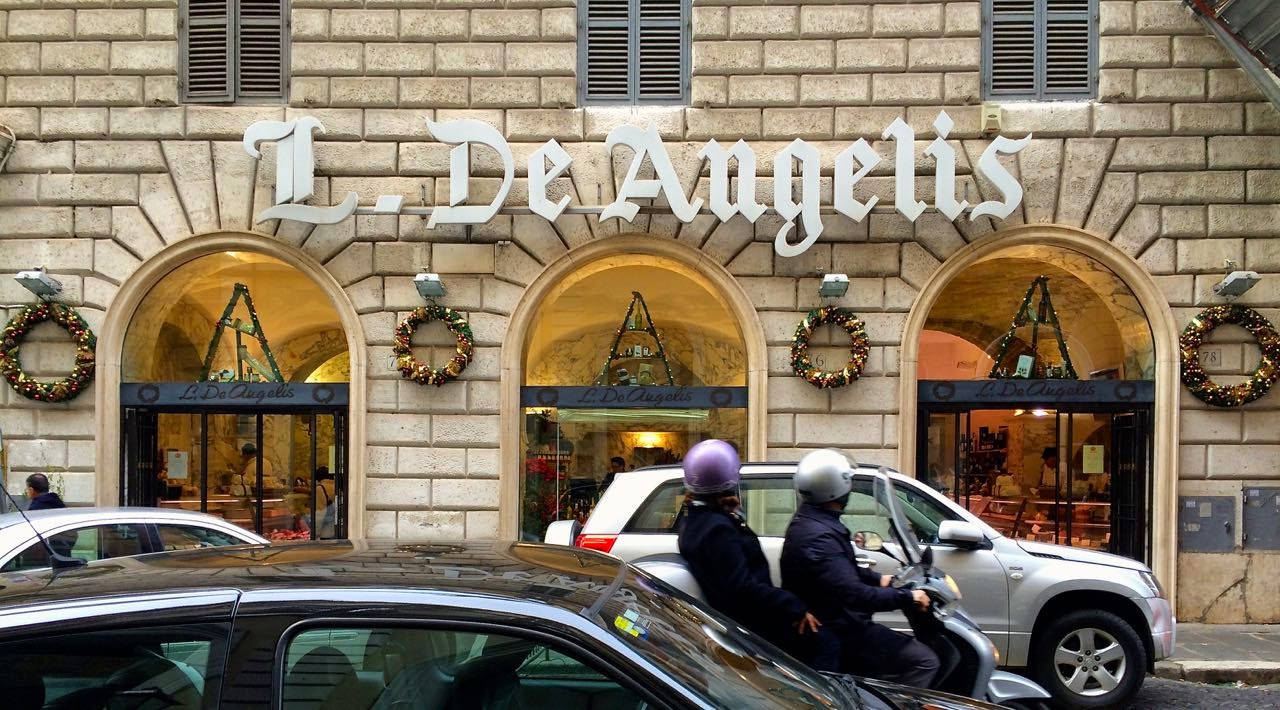 Shop Like a Roman {L. DeAngelis}