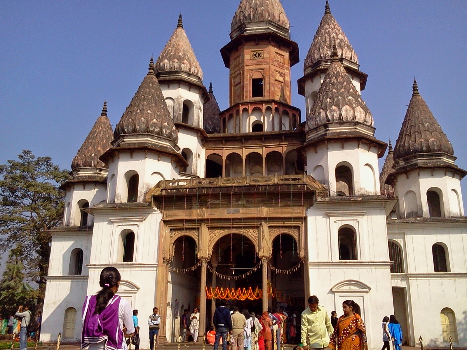 Weekend Tourist Spot West Bengal: Hangseshwari Temple in Banshberia ...