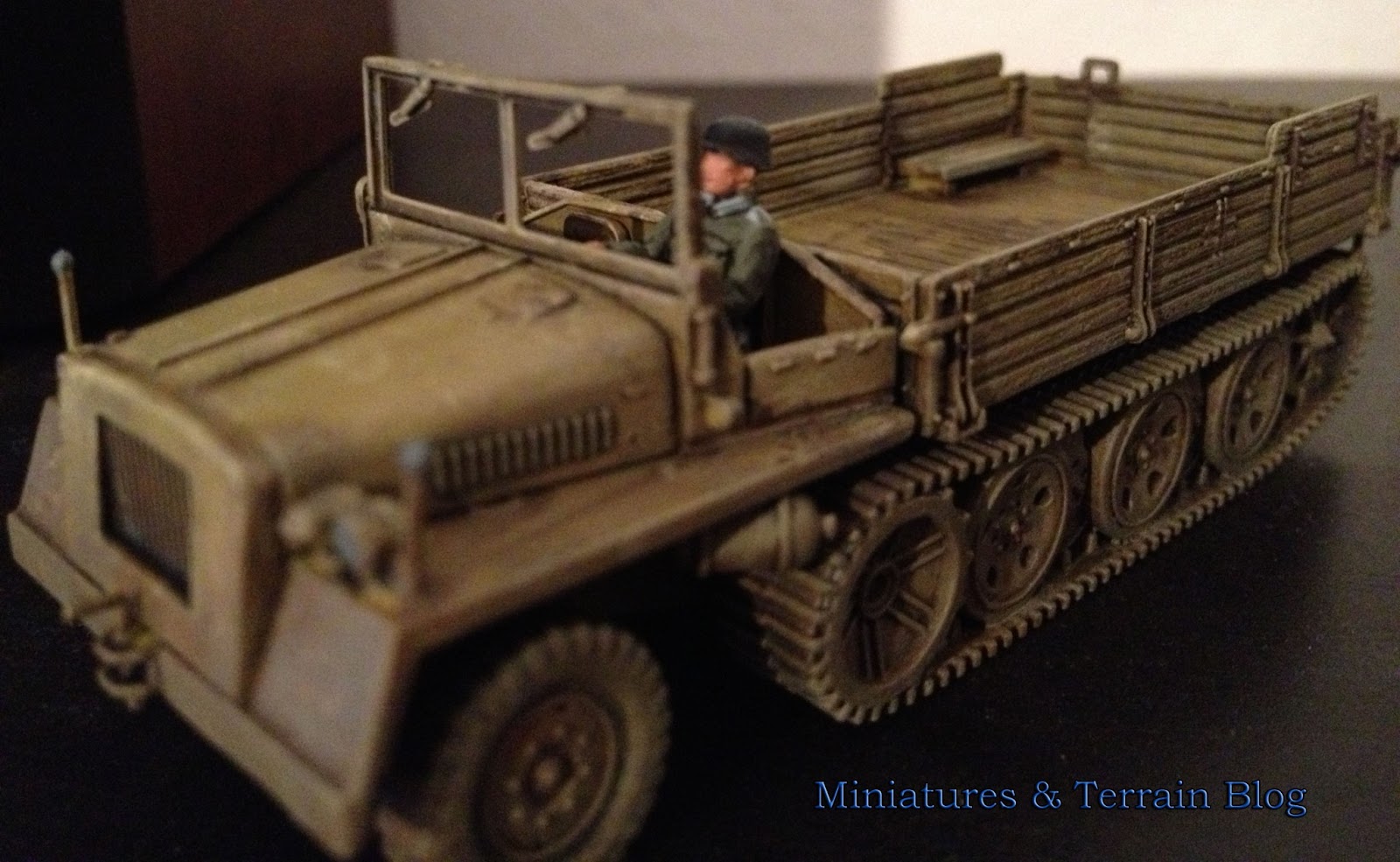 Miniatures & Terrain: Caesar's Kit 7210 - WWII German SWS Halftrack