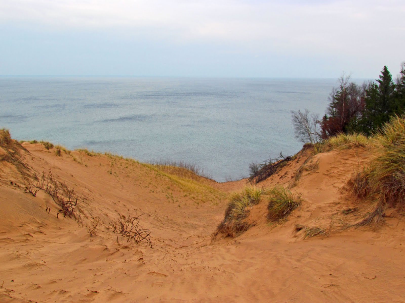 The Agatelady: Adventures and Events: Sable Falls and Beach Hike -- Post 1