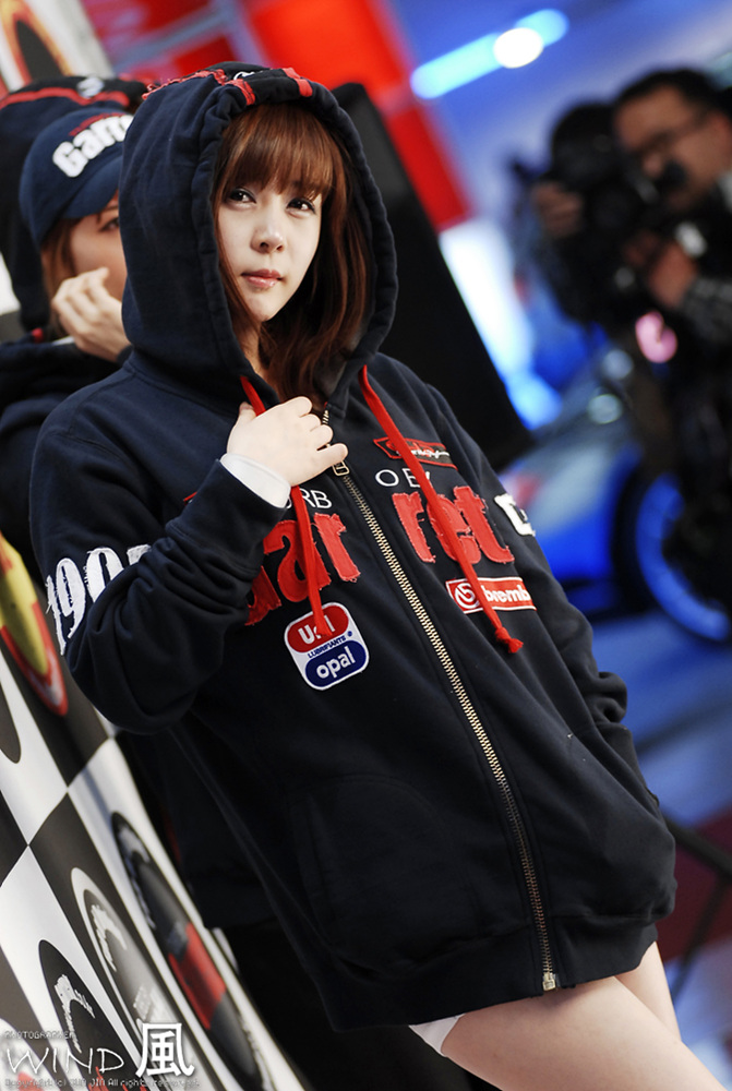 KONTES SEO: Han Min Ji - Racing Motor Show Fashion