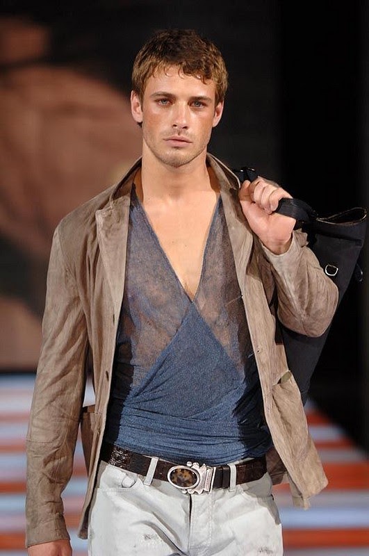 Male Model Street: Canadian Andrew Stetson. Beautiful hairy face