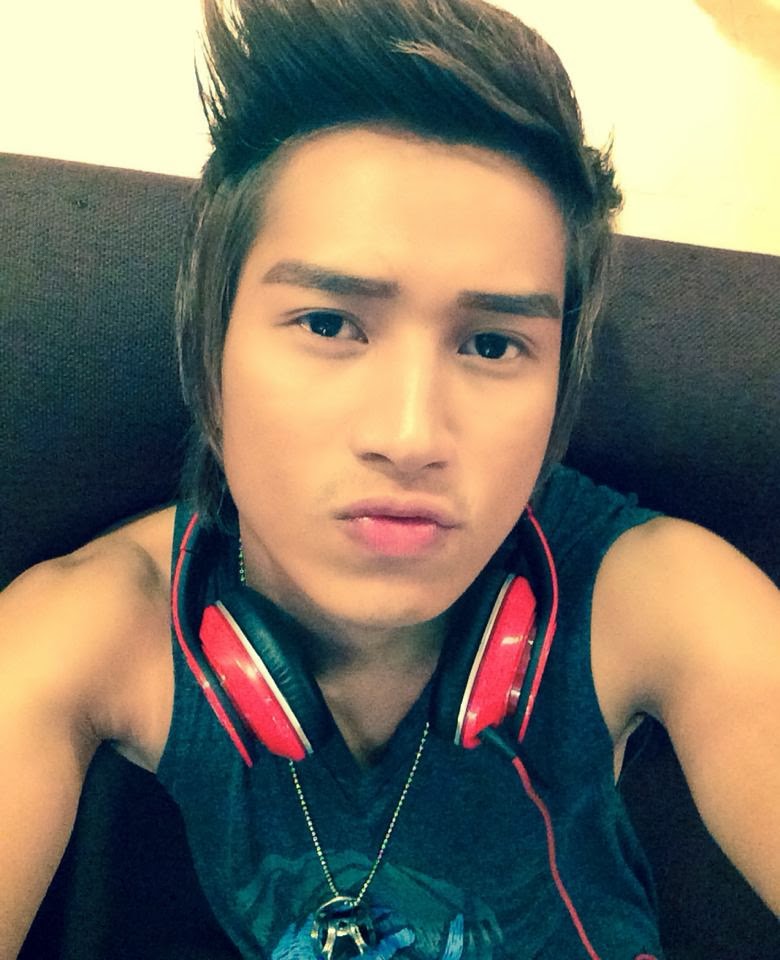 M y a n m a r H u n k s: Aung Ye Lin @ Selfie