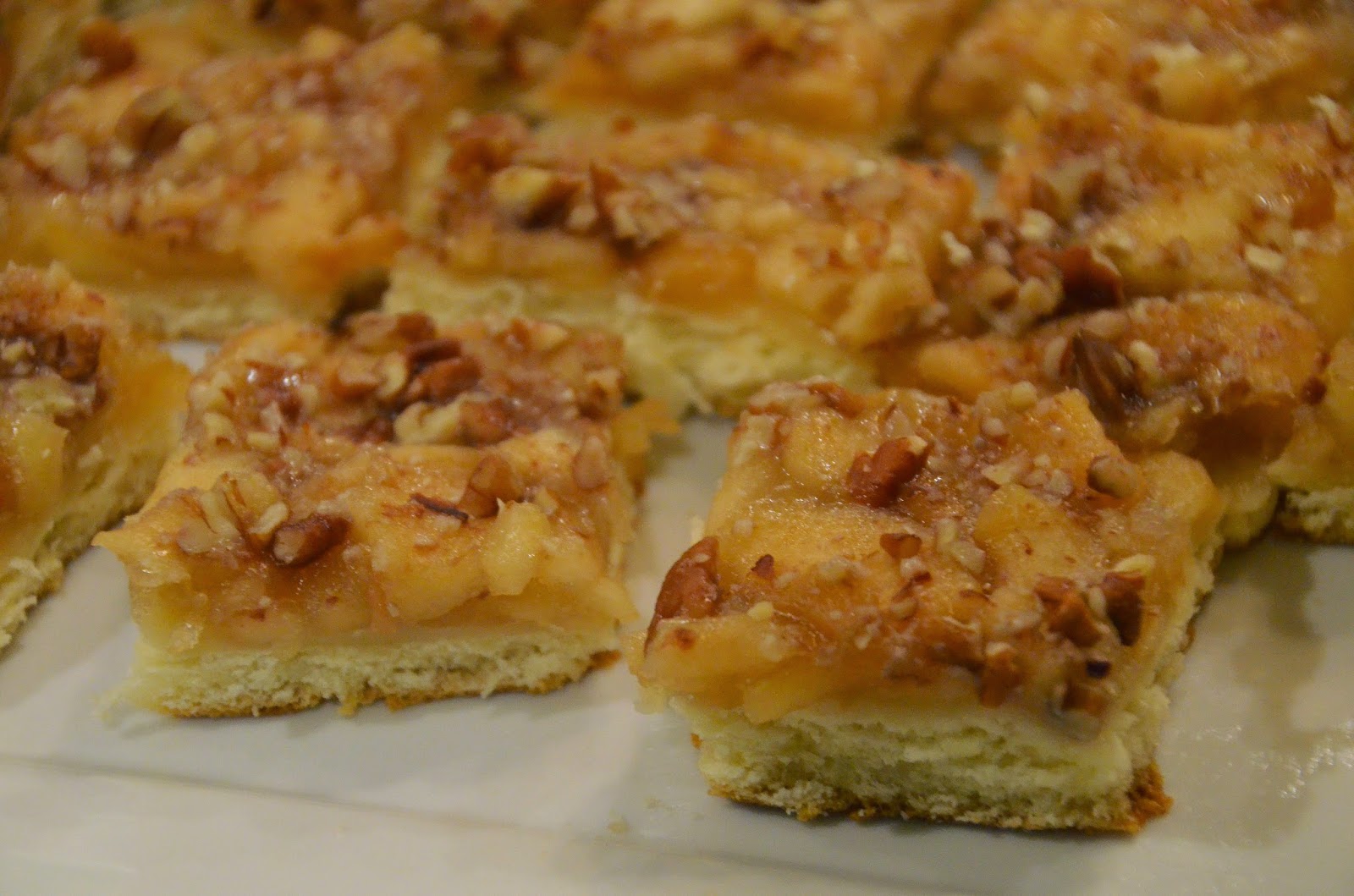 Apple Pastry (Pirog) - Good Food