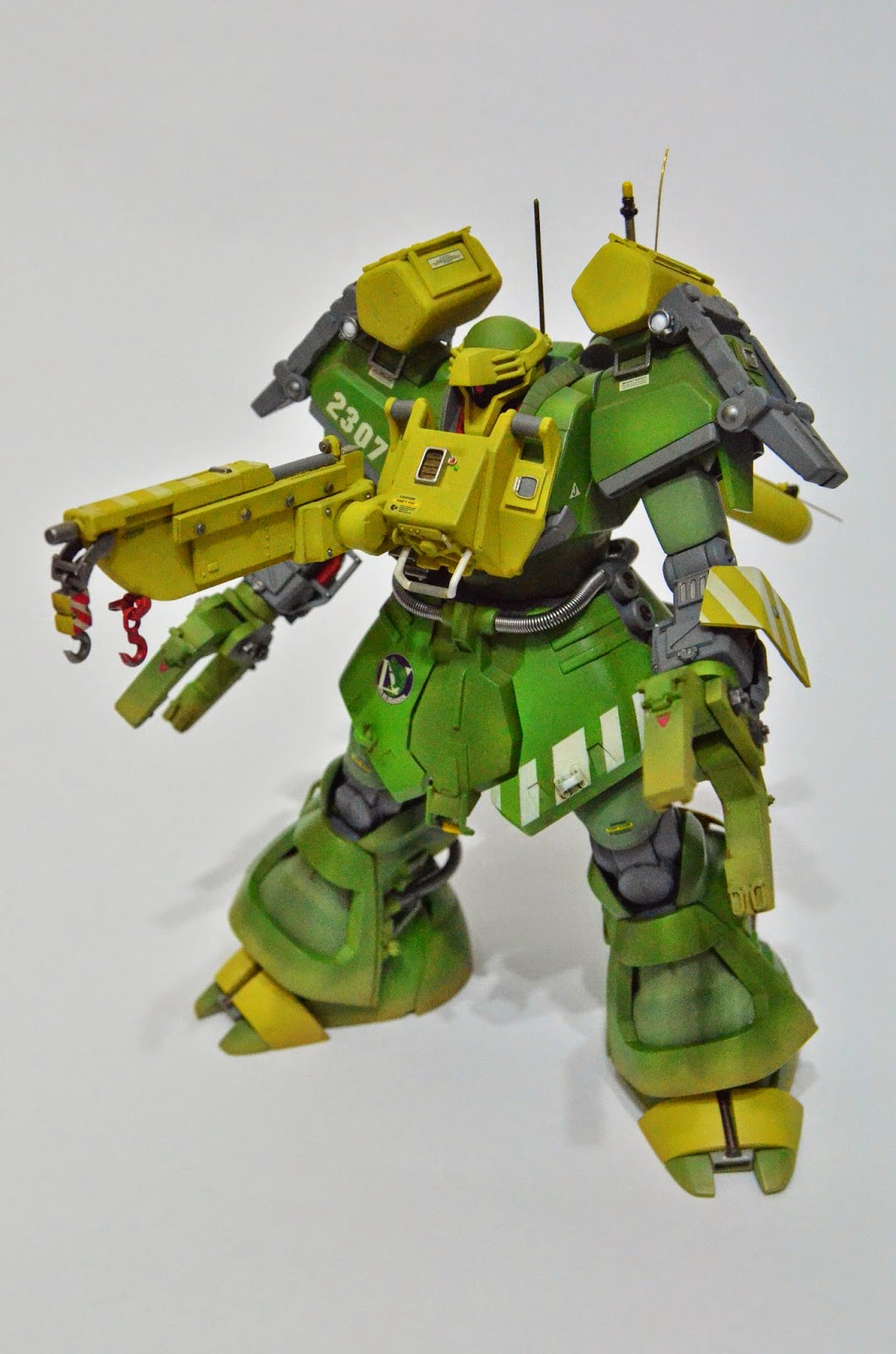 TK07MECHWORKS: 1/144 HGUC Dreissen : Heavy Lifter Custom