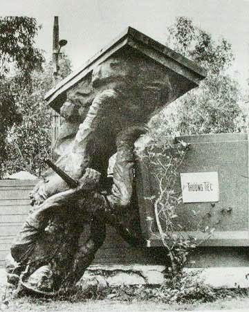 Thời Sự và Điểm Tin Hàng Ngày : Bức Tượng Thương Tiếc và cuộc phỏng vấn ...