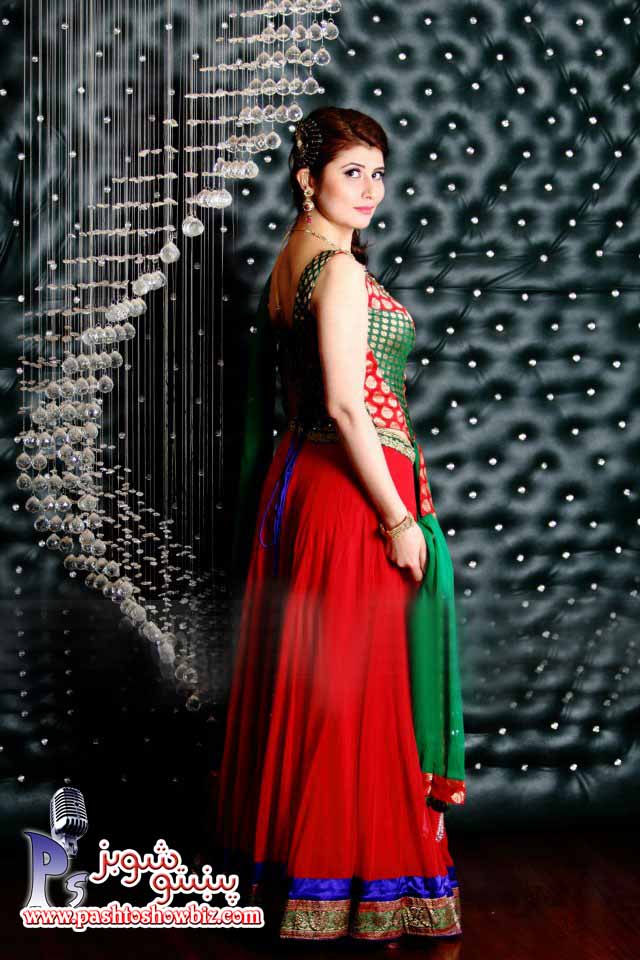 Najiba Faiz New Wallpaper in Different Style