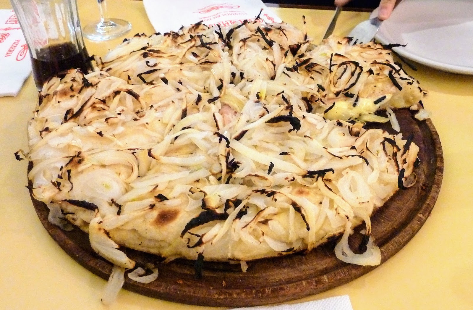 Fugazzeta, pizza argentine