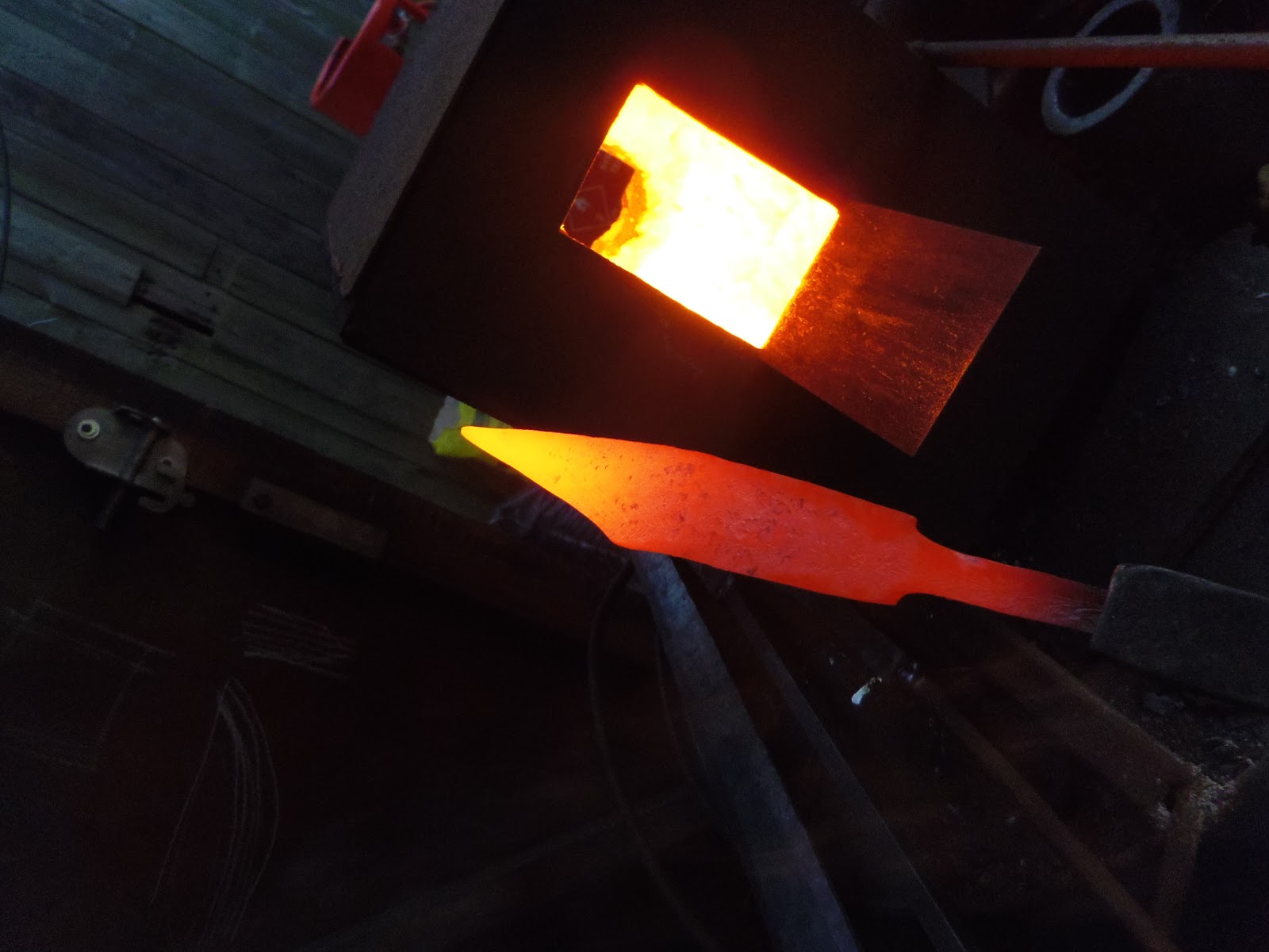 The Edge of Will: Welling I: Pattern-welding