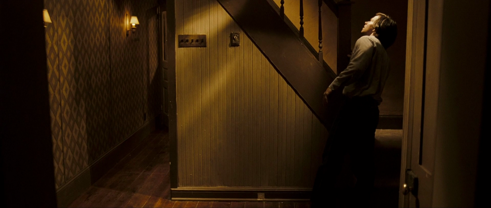 Curtis Coyote: "Invincible" the movie Mark Wahlbergs House