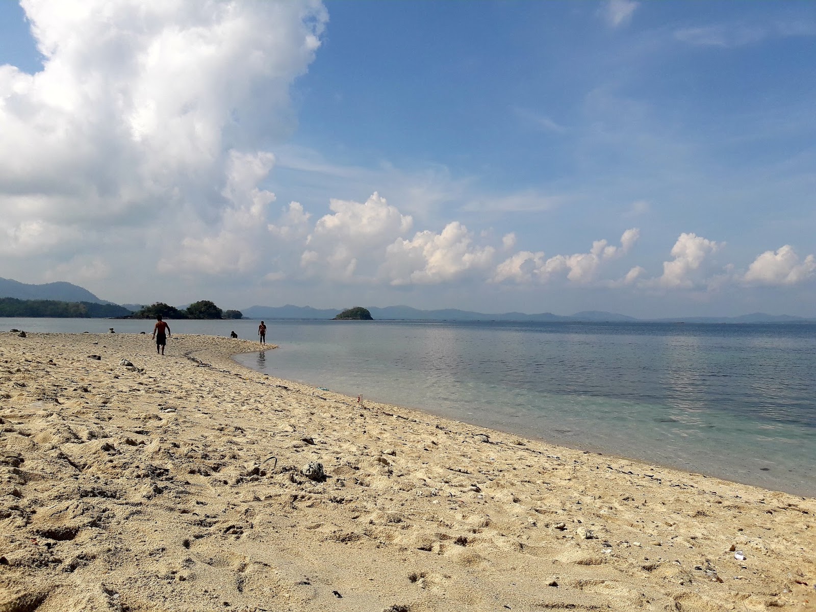 Christian's Chronicles: Mabaay Island, the Hidden Gem of Ivisan, Capiz