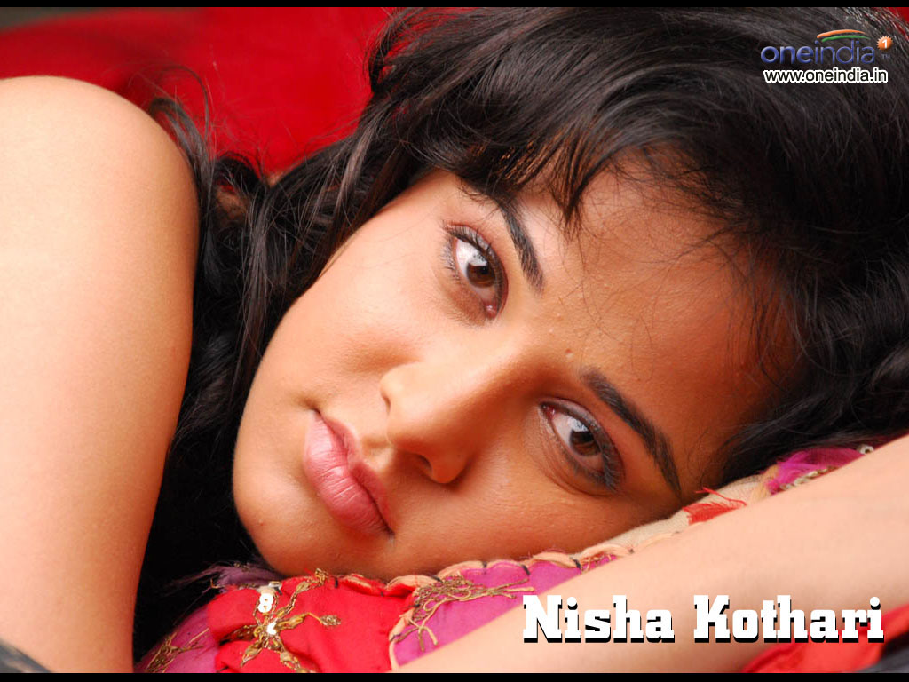 Free Wallpapers: Nisha Kothari Hd Wallpapers