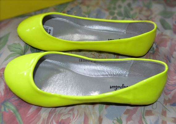 Shoes: Neon Ballet Flats - The Daily Posh | A lifestyle and travel blog.