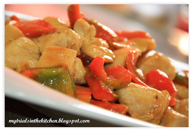 My Trials in the Kitchen: Stir Fried Smooth Chicken Cubes with Peppers