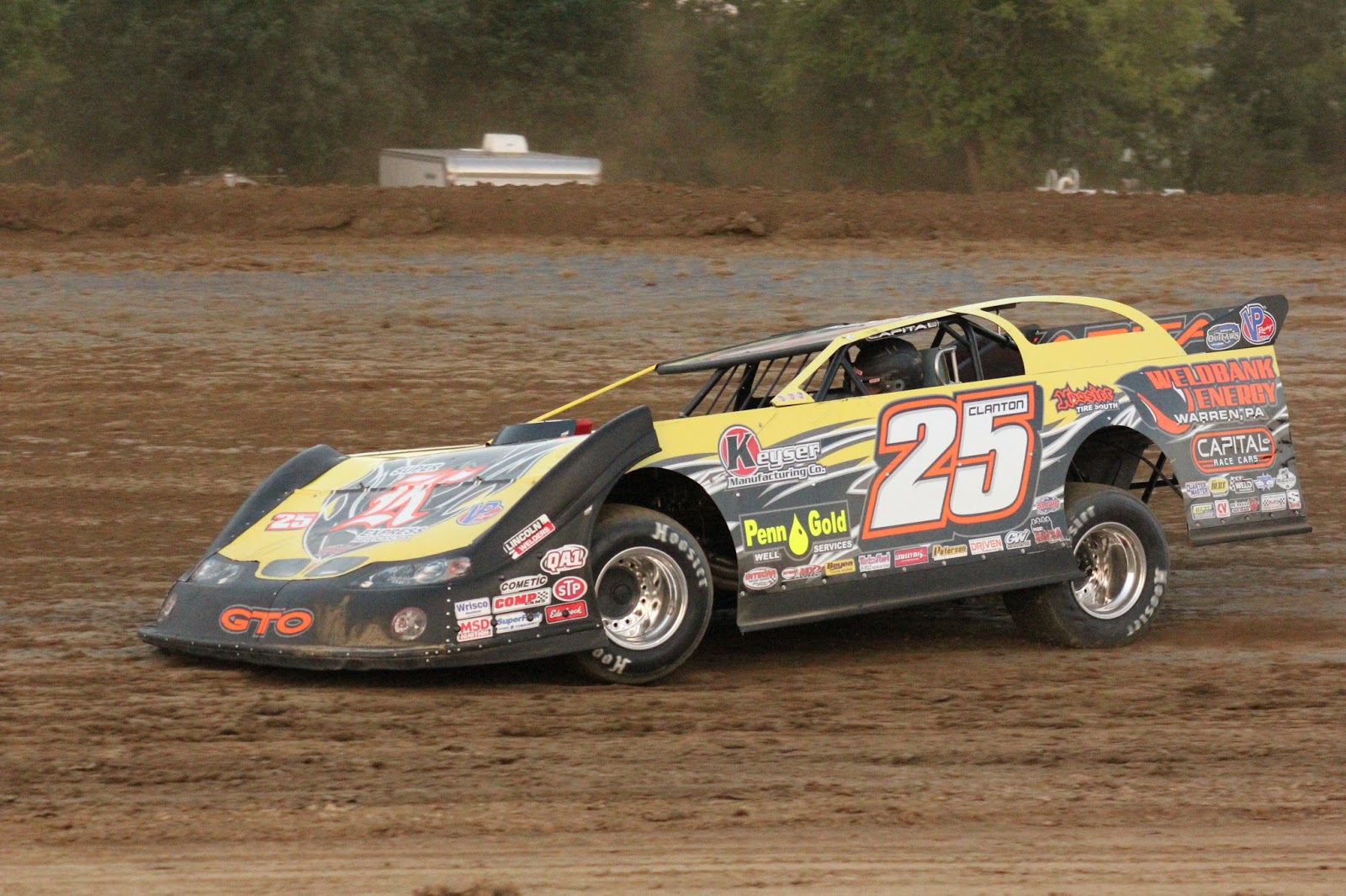 Midwest Racing News: Moyer Makes History at Quincy Raceways