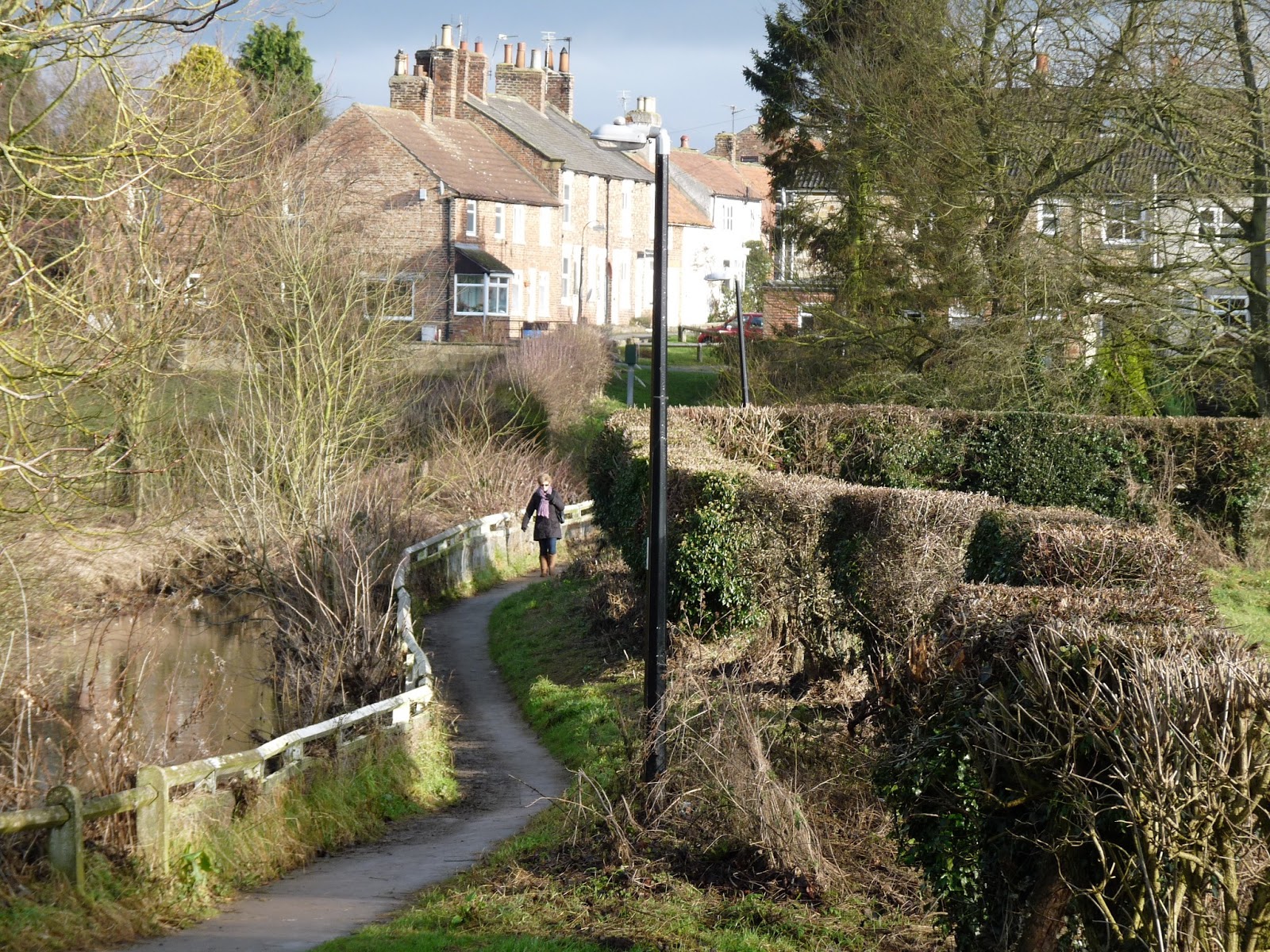 Barry In Thirsks Adventures: Following the footpath along Cod Beck ...