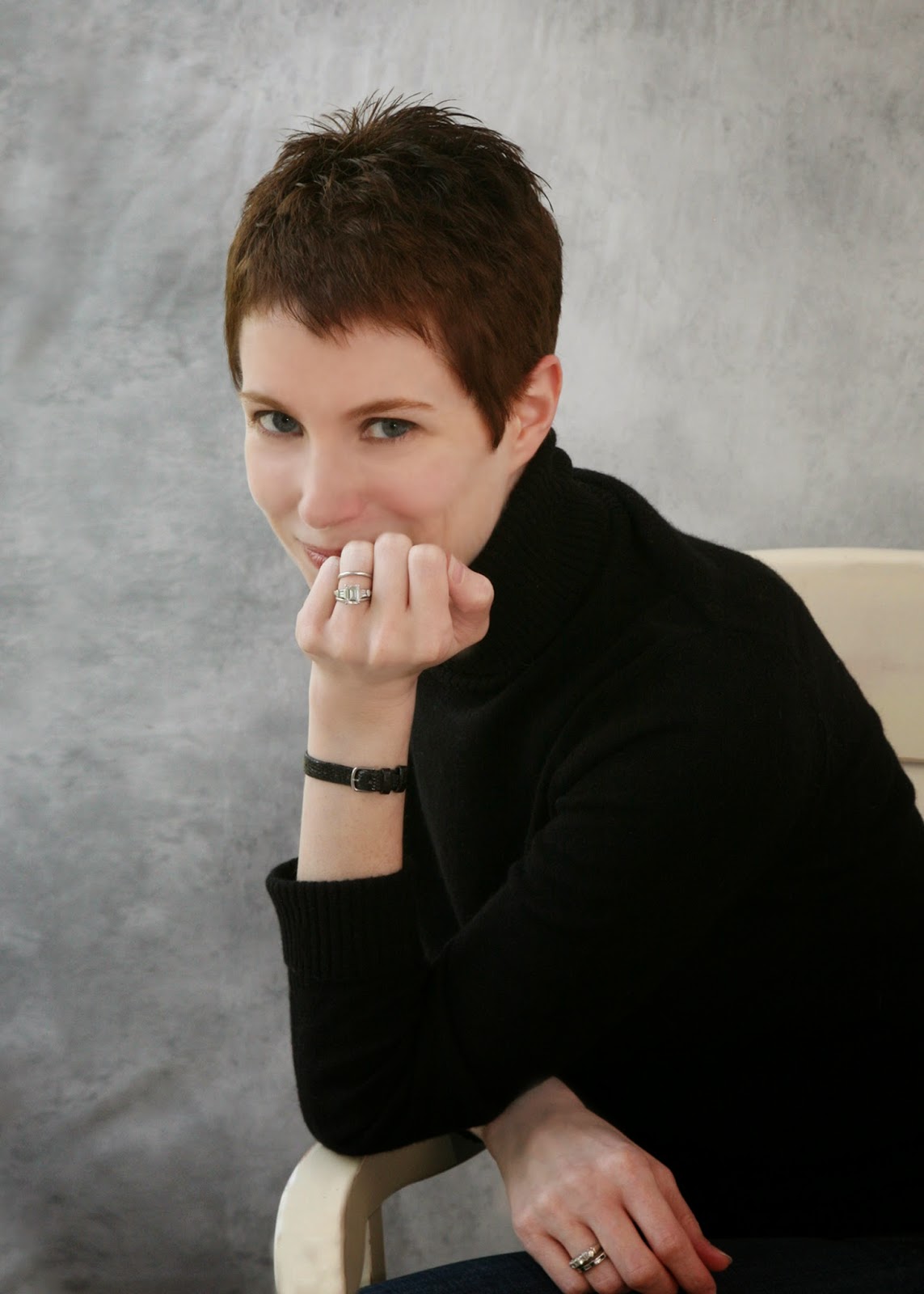 BookNAround: Review: Love and Other Foreign Words by Erin McCahan