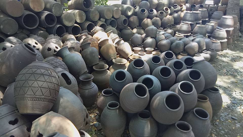 Pagburnayan Pottery Makers of Vigan, Ilocos Sur ~ Wazzup Pilipinas News ...