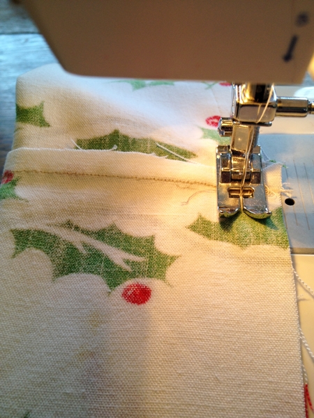 KayteeJanes House: Scarf from a Vintage Tablecloth