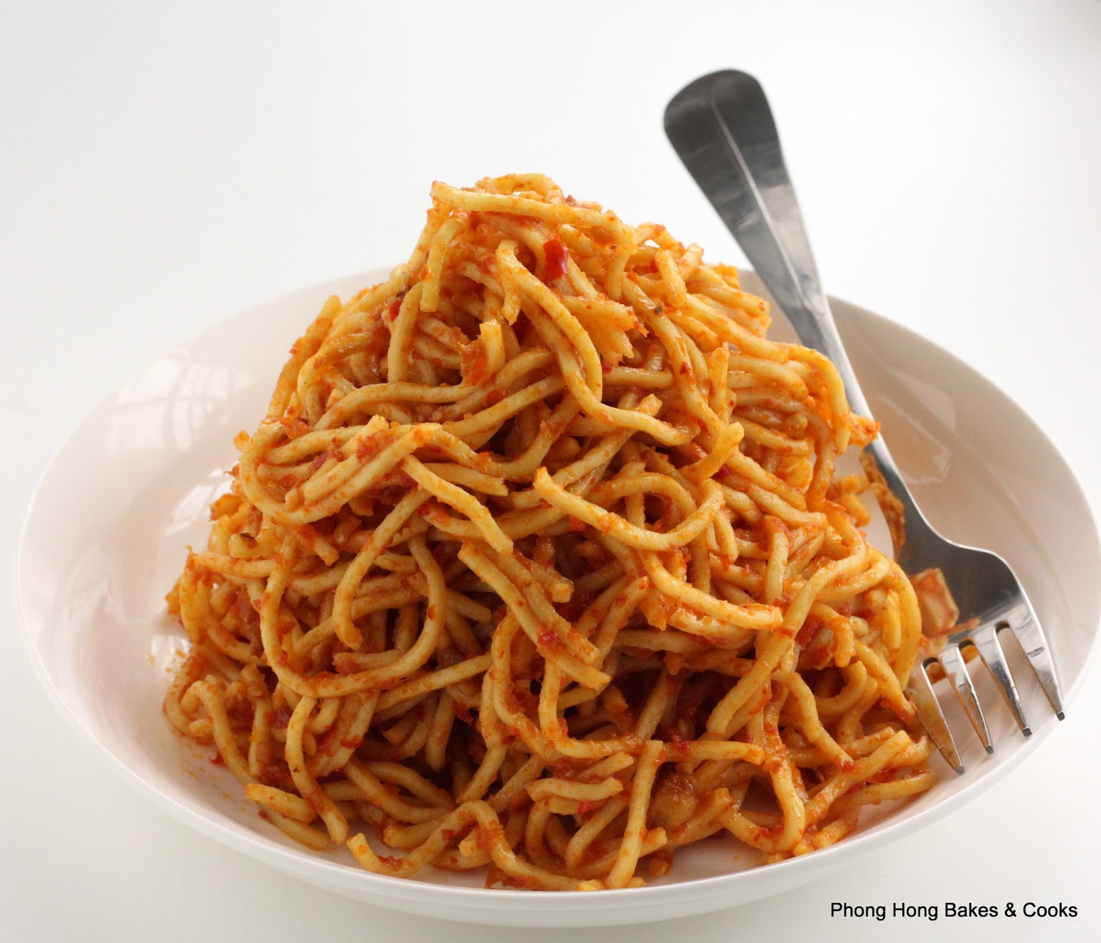 PH the Malaysian Carnivore: Red Hot Mee Goreng Pedas!