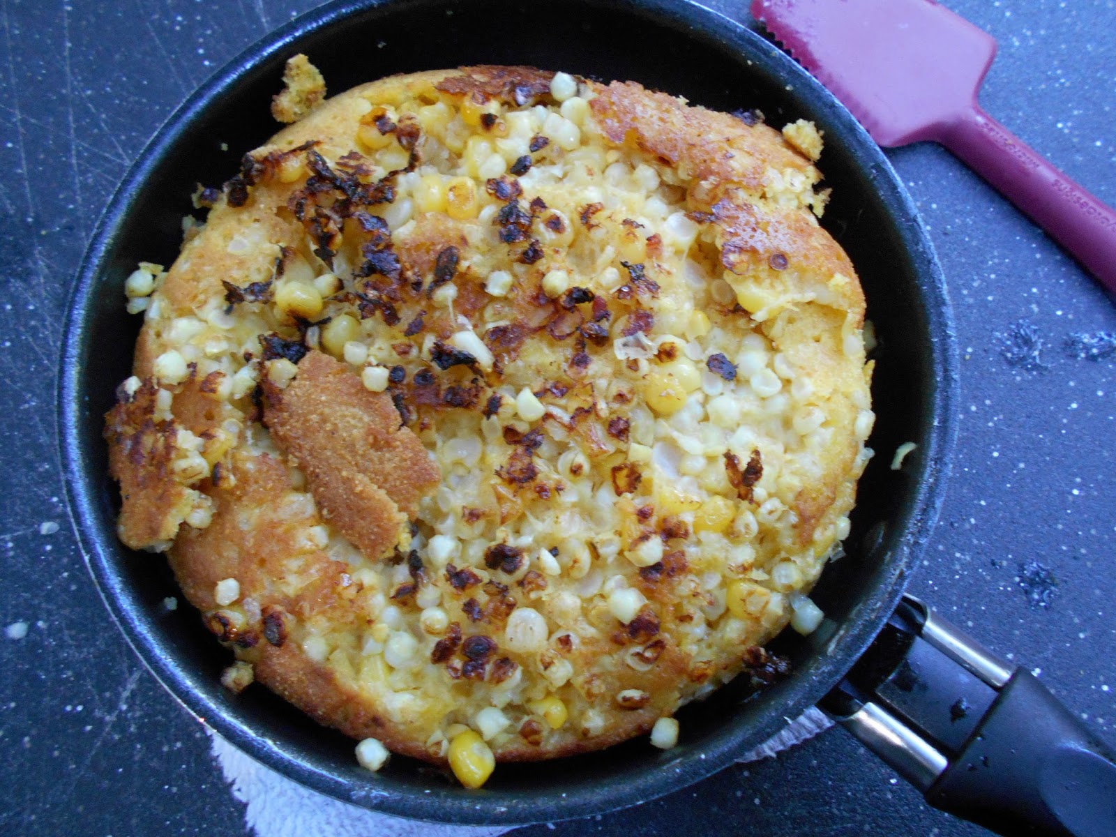 Flitzy Phoebie: Bushcraft Cooking: Moldovan Corn Bread
