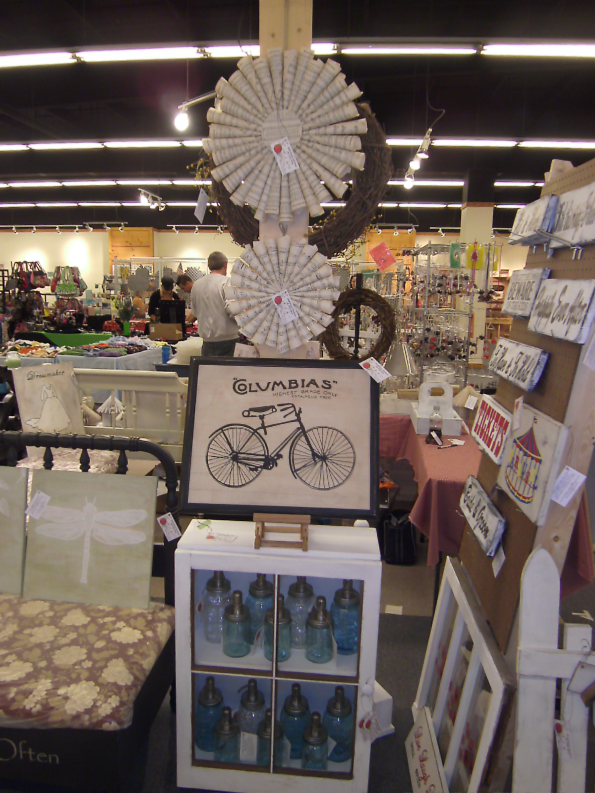 Full Circle Creations: Craft fair pictures...