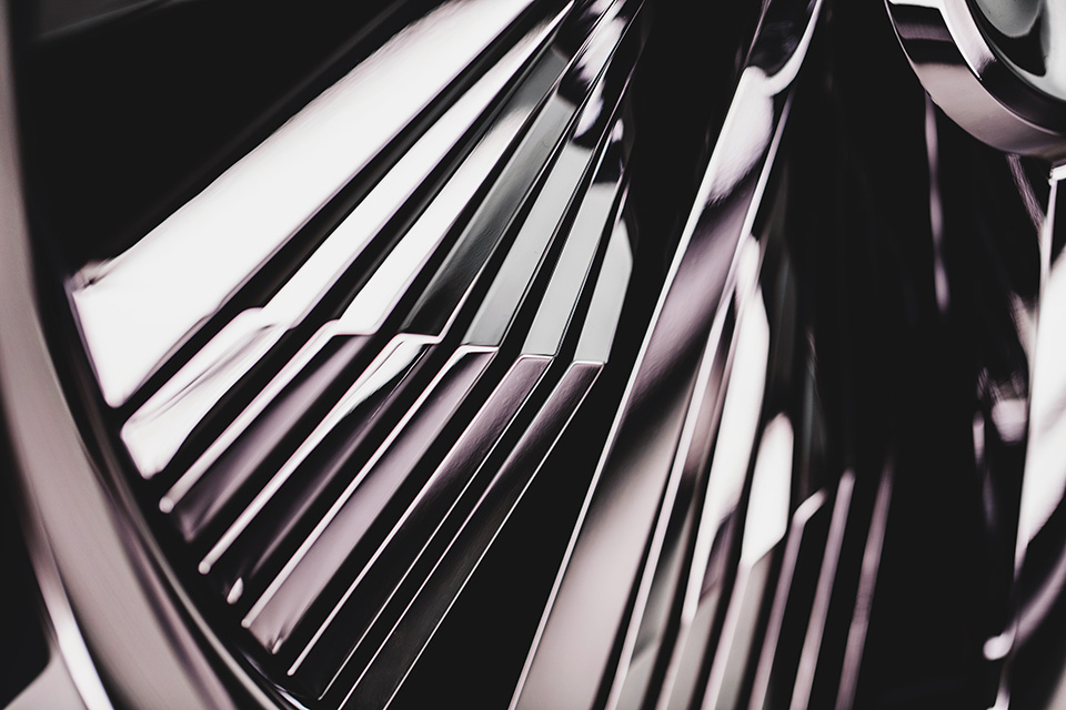 Here’s a Closer Look at the Insane Rolls-Royce 103EX Concept...*