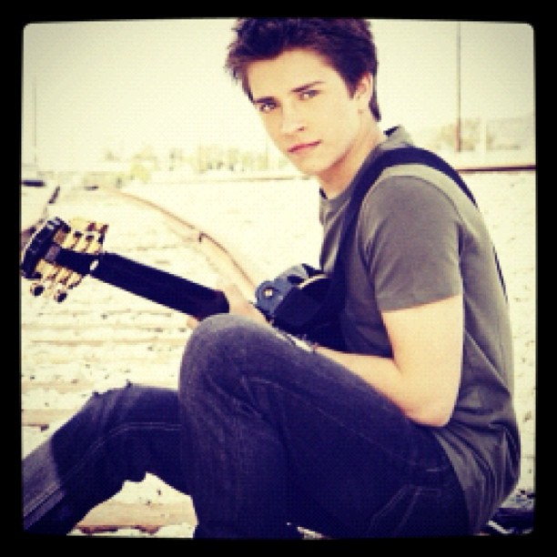 Mundo Fanmania: Billy Unger tiene una cuenta Instagram