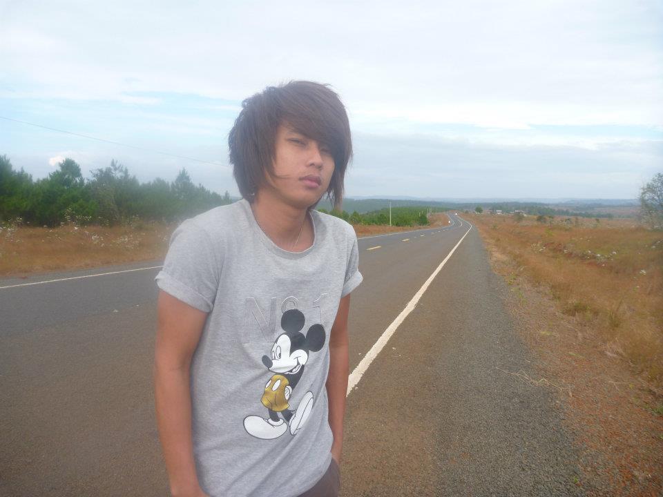 photography topg allery new: Keo Veasna Khmer Singer