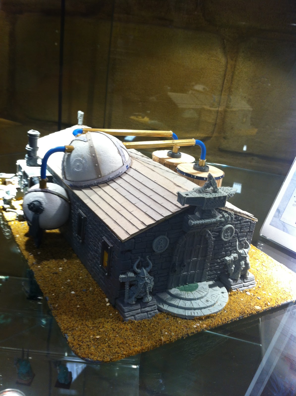 WarLlama 40k: Forge World Open Day 2012 - Part 2: The Warhammer World bit.