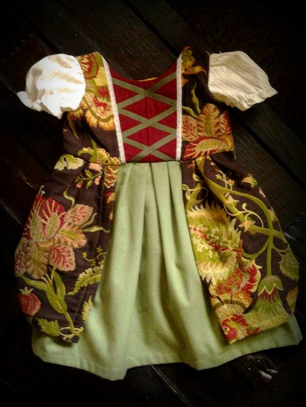 Romantic History: New Baby Hobbit Dress