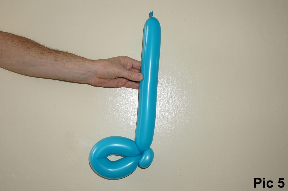 CLASSICAL: Music balloon notes