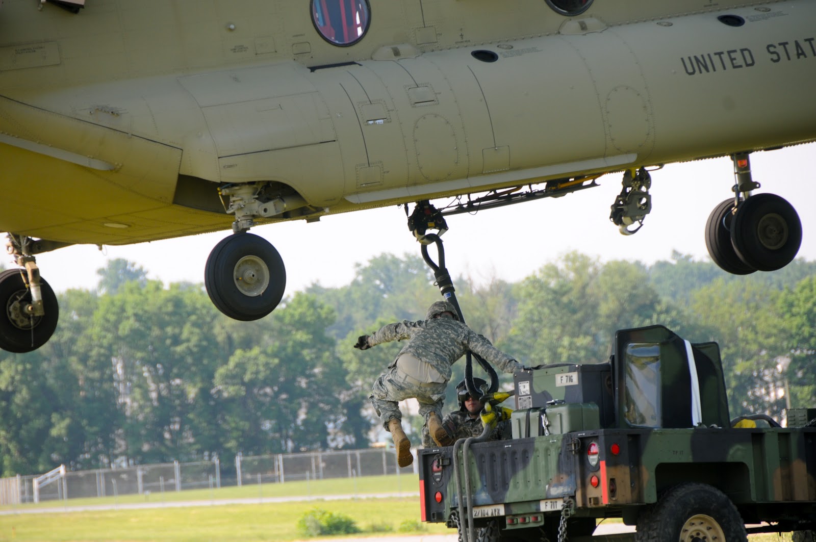 Veteran AF: Sling Loading a Humvee with Trailer