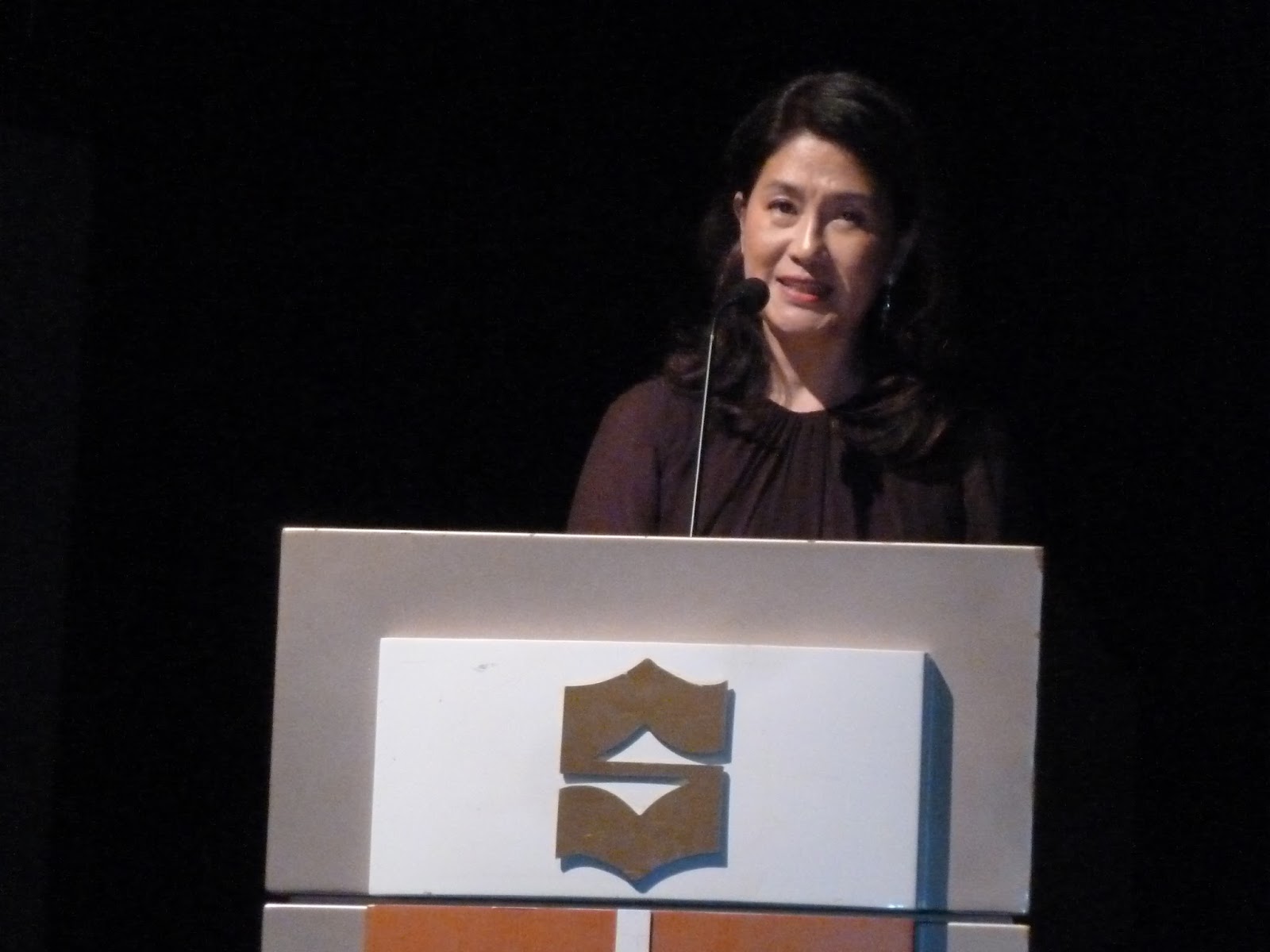 Kee Hua Chee Live!: ANYA HINDMARCH CELEBRATES 10 GLORIOUS YEARS IN ...