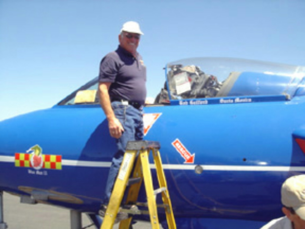 Kathryn's Report: Hawker Hunter MK-58A, N58MX; fatal accident occurred ...