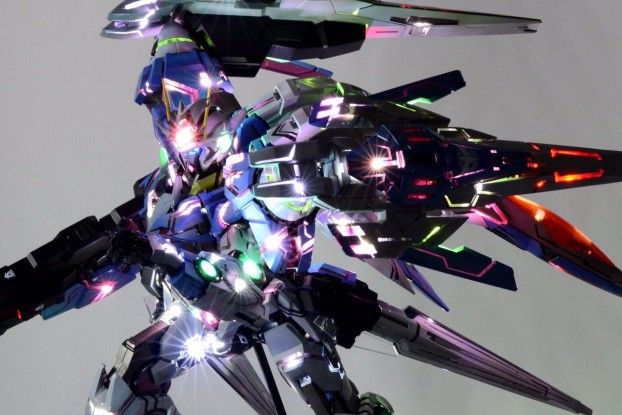 Custom Build: PG 1/60 00 Raiser + LED [GBWC 2017 Entry]